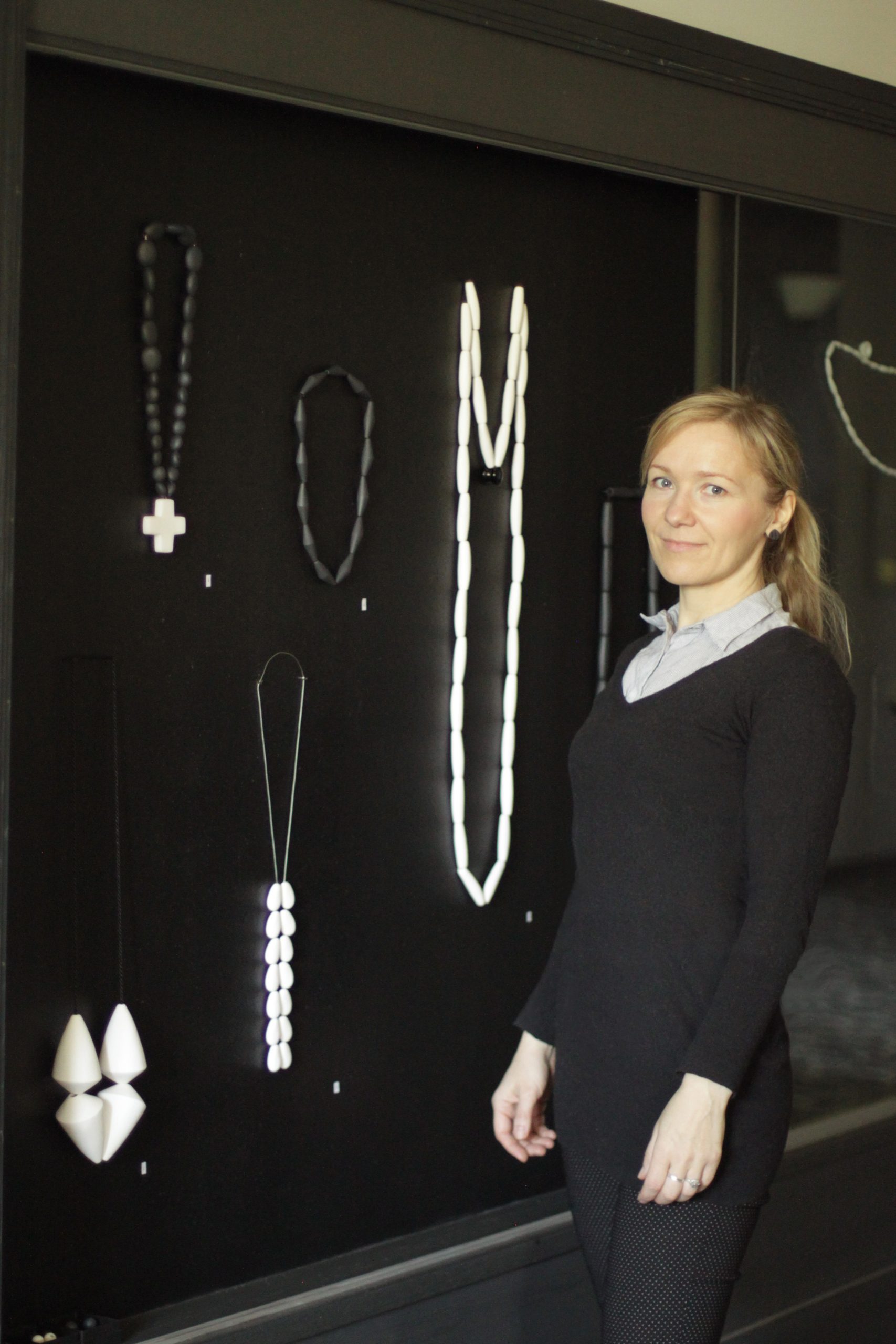 Elize Hiiopi ehtenäitus Rakvere Teatrigaleriis — Eesti Kunstiakadeemia