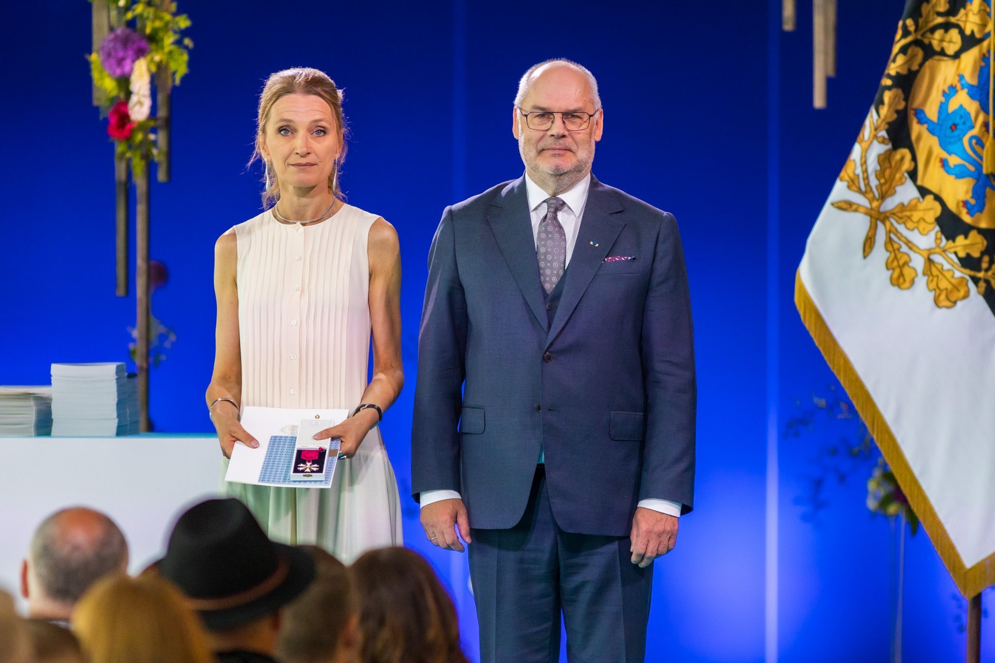 Eesti tänab 2022: Hilkka Hiiop sai riikliku teenetemärgi — Eesti ...