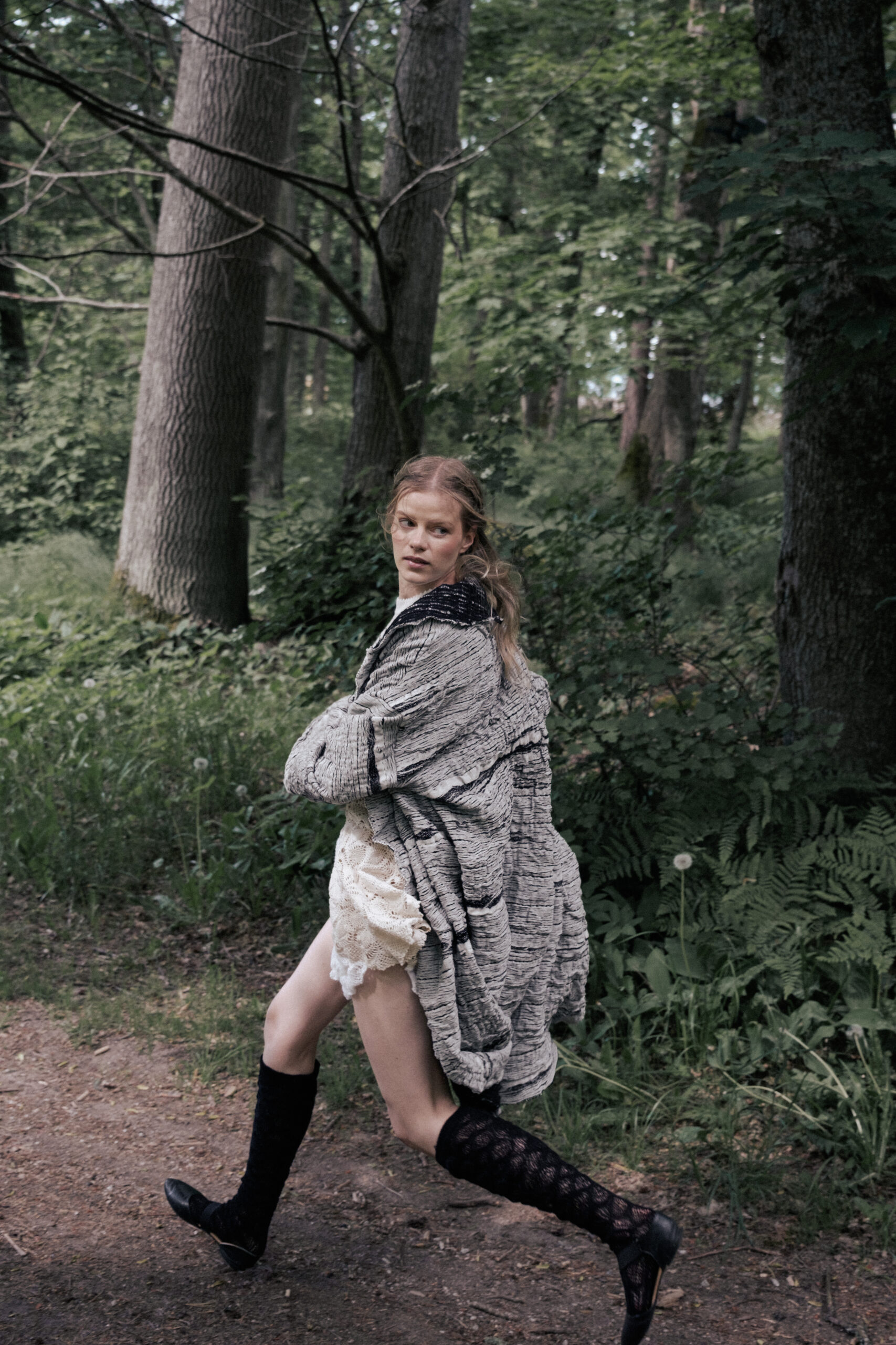 Mari Adamsoni nimelise parima tekstiili tudengi stipendiumi laureaat ...